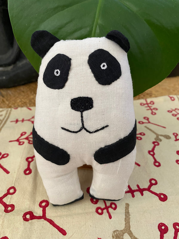 Poppy the Panda – Handmade Cotton Soft Toy – Fair Trade (Sasha India ...